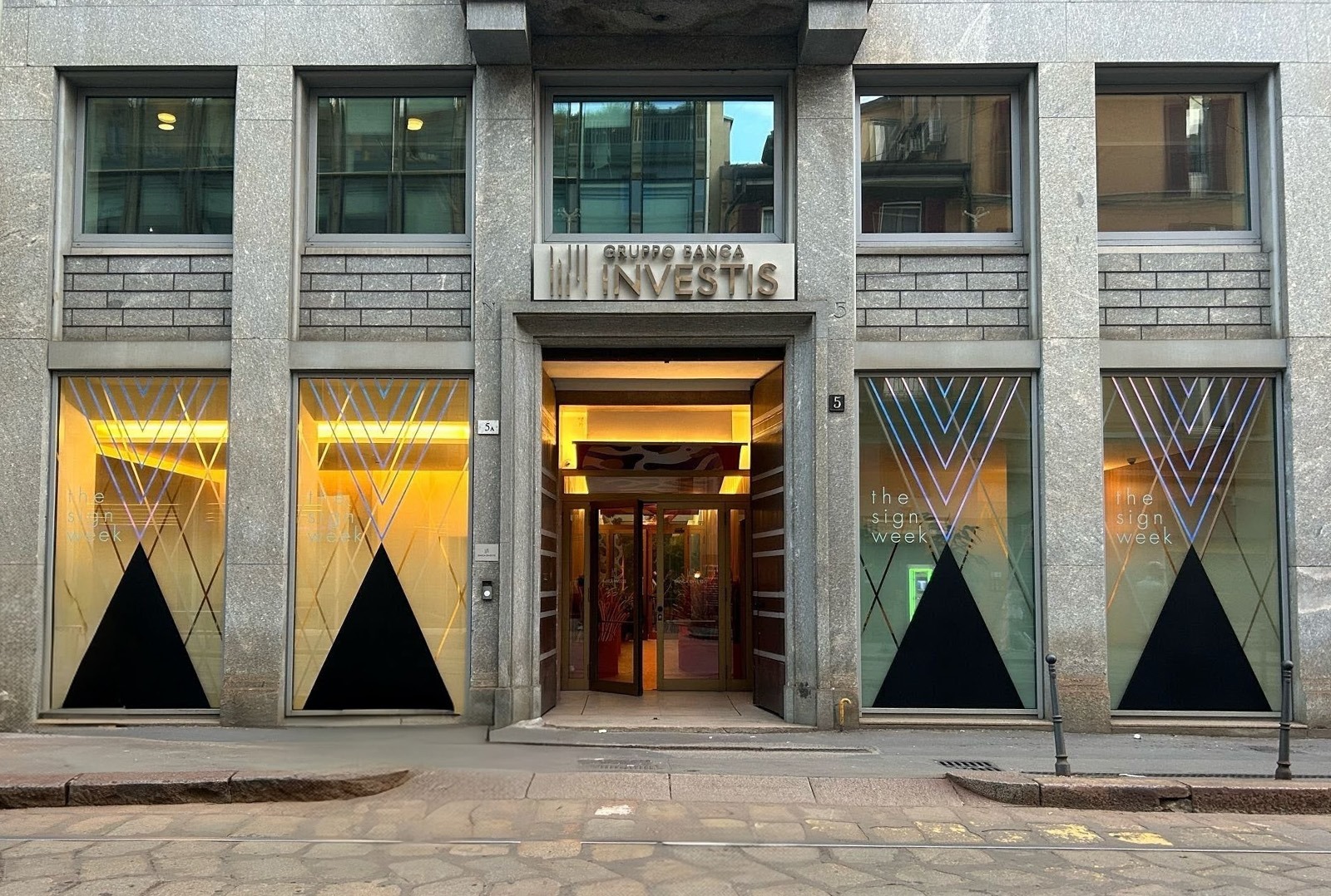 Home - Banca Investis